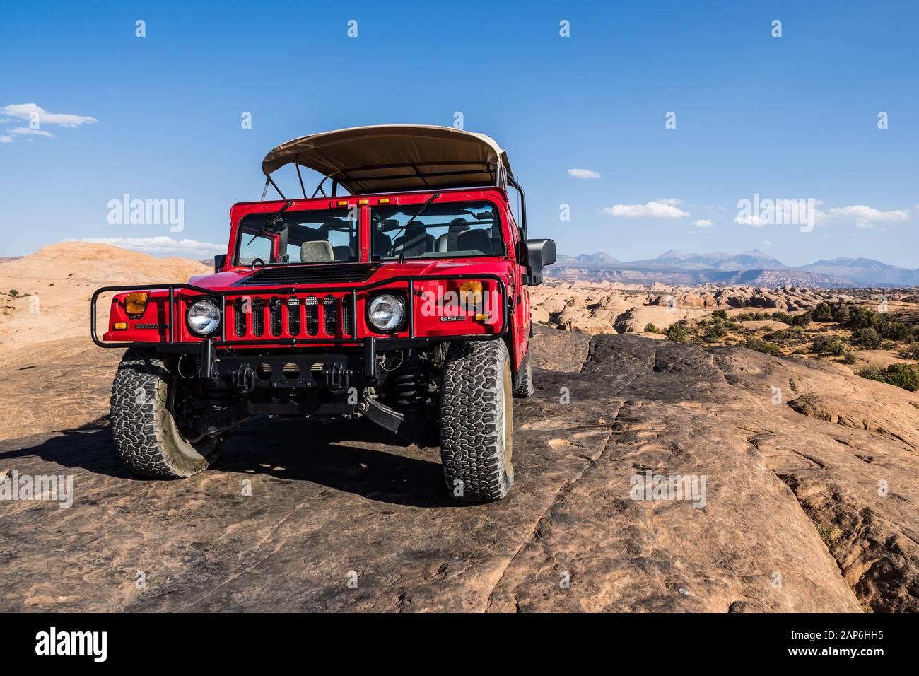 A 4x4 Hummer tour on the Hell's Revenge Trail in the Sandflats ...