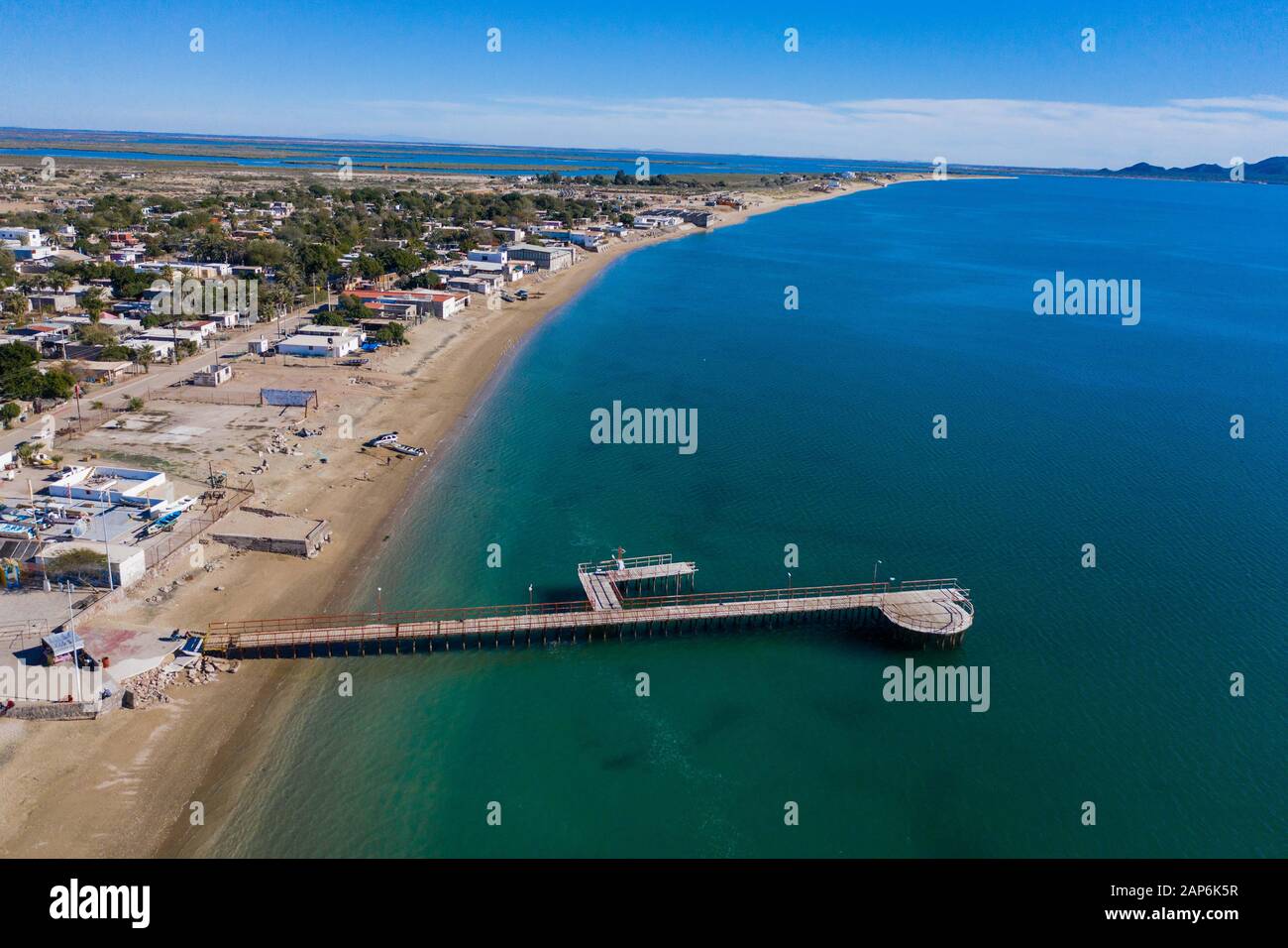 Aerial view of the pier of the bay of old Kino. vista cenital del ...