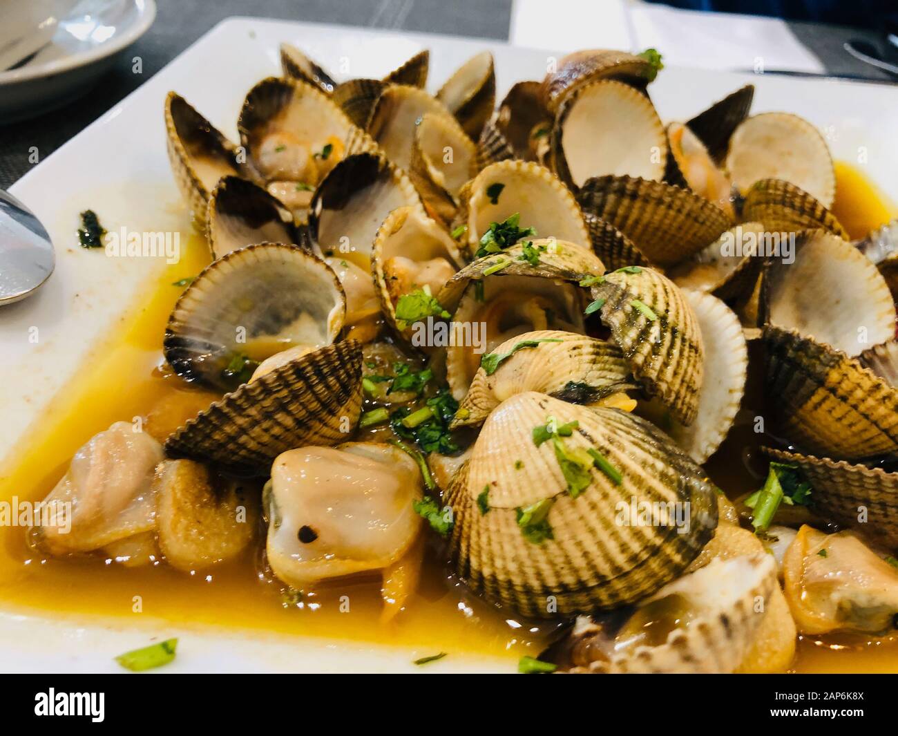 Shellfish assortment hi-res stock photography and images - Alamy