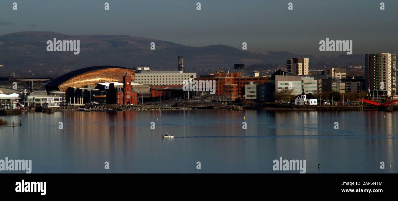 Cardiff bay landmarks hi-res stock photography and images - Alamy
