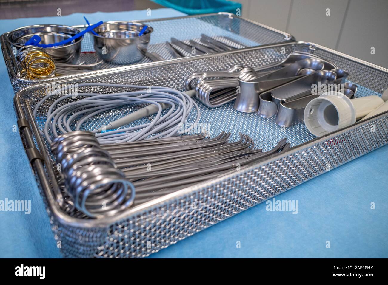 in an operating theatre there is a basic screen for general surgery on ...