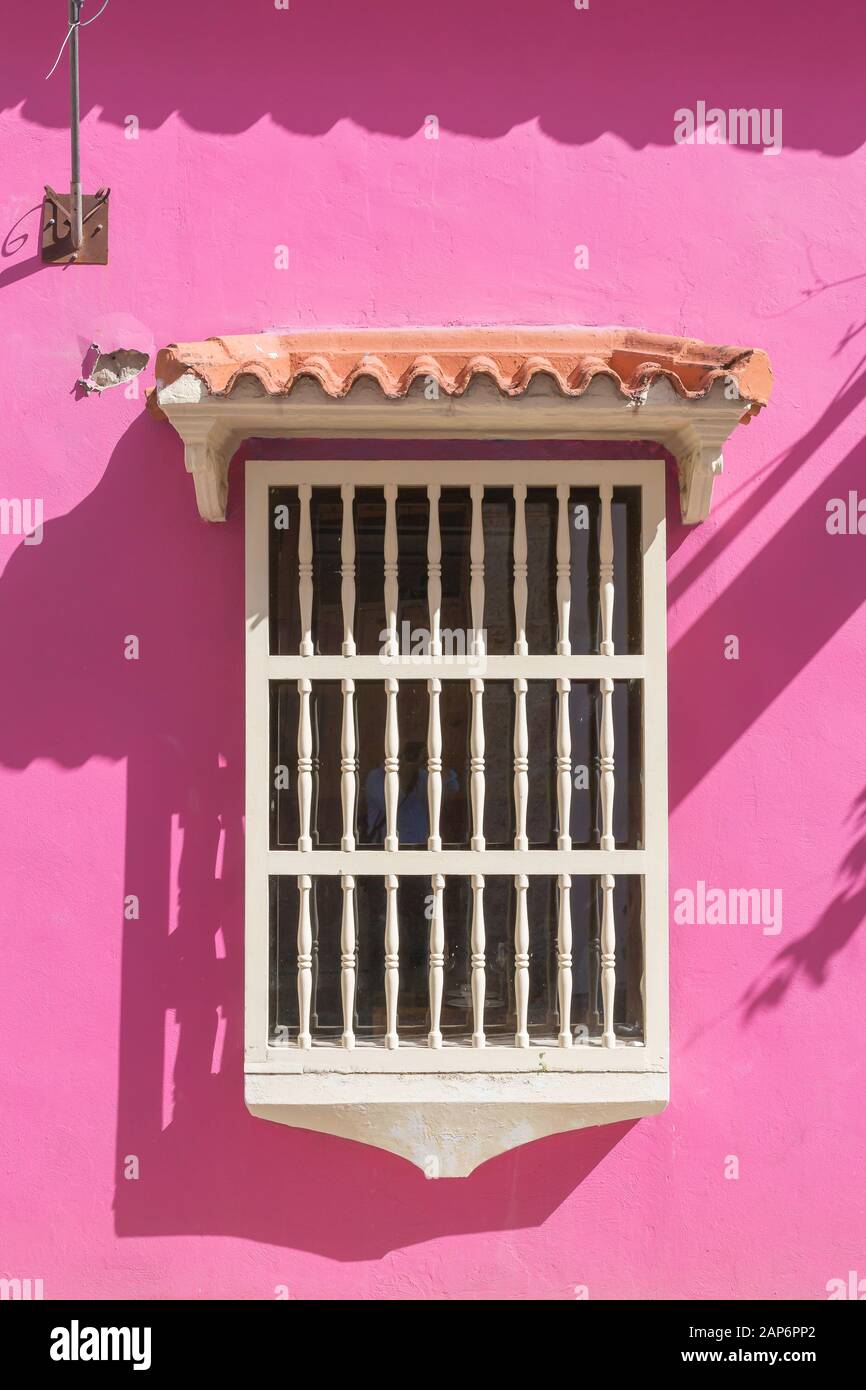Pink window frame hi-res stock photography and images - Alamy