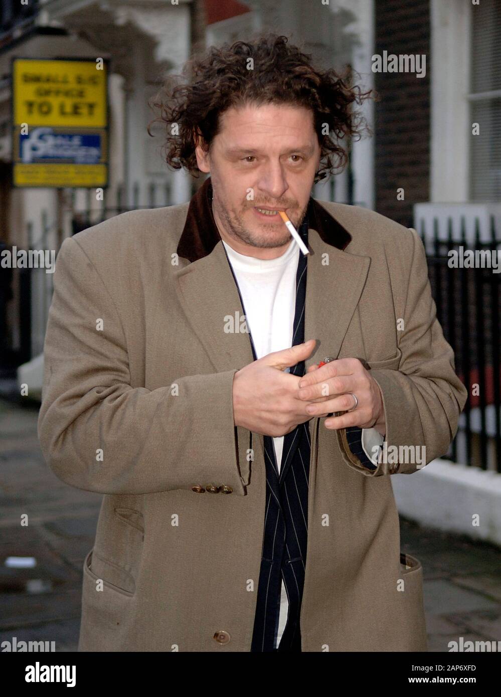 Celebrity chef Marco Pierre-White leaving the divorce courts in Holborn ...