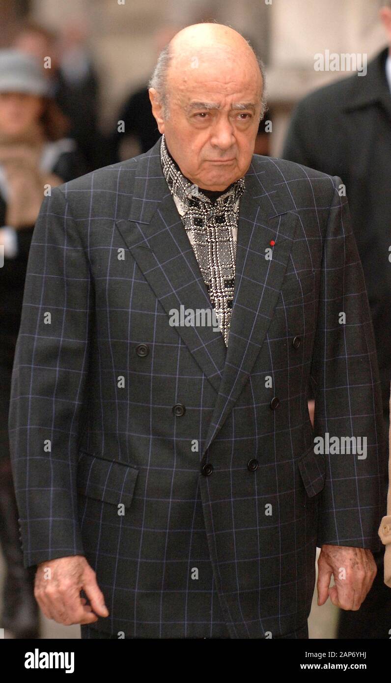 Harrods owner mohamed al fayed hi-res stock photography and images - Alamy