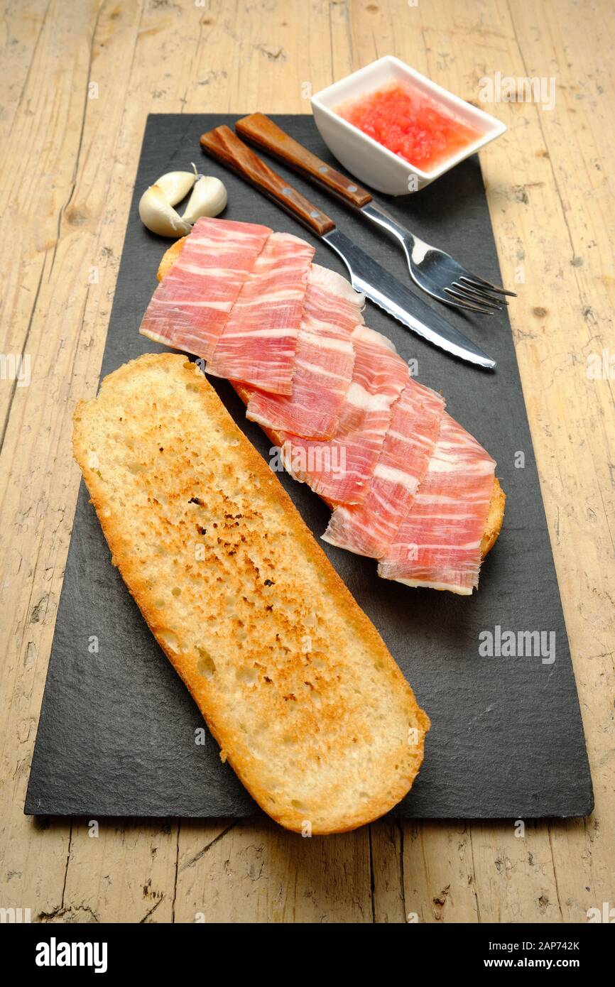 Serrano ham toast hi-res stock photography and images - Alamy