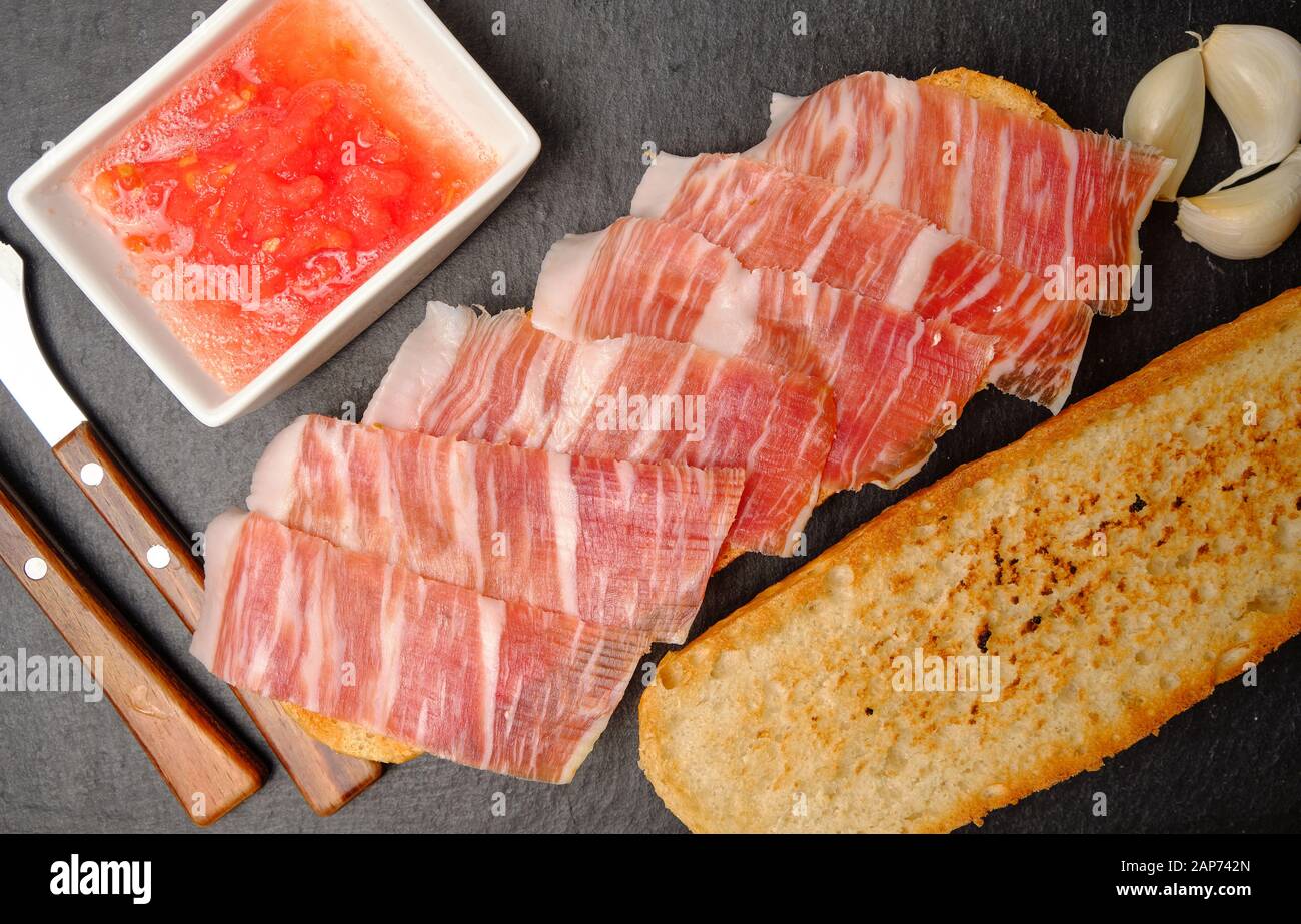Iberian ham hi-res stock photography and images - Alamy