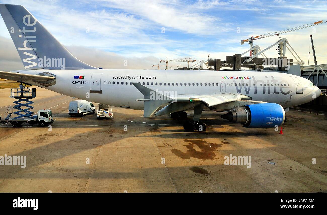 Airbus A310 Aircraft High Resolution Stock Photography and Images - Alamy