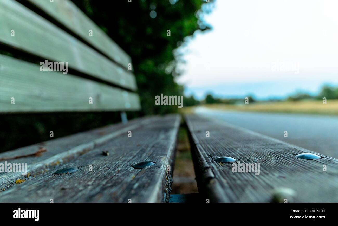 Bench in nature hi-res stock photography and images - Alamy