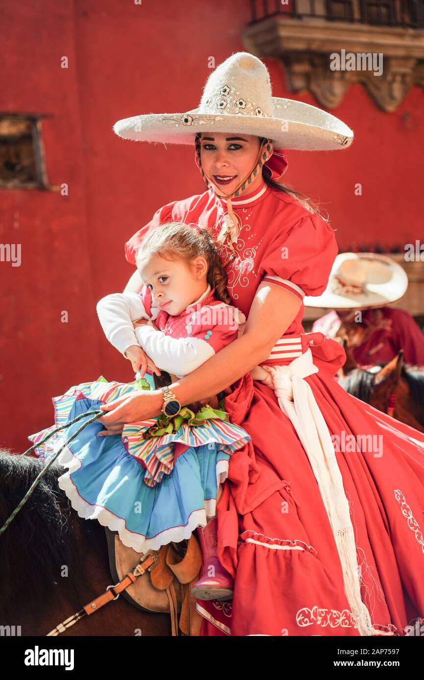 Traditional Mexican Family Roles