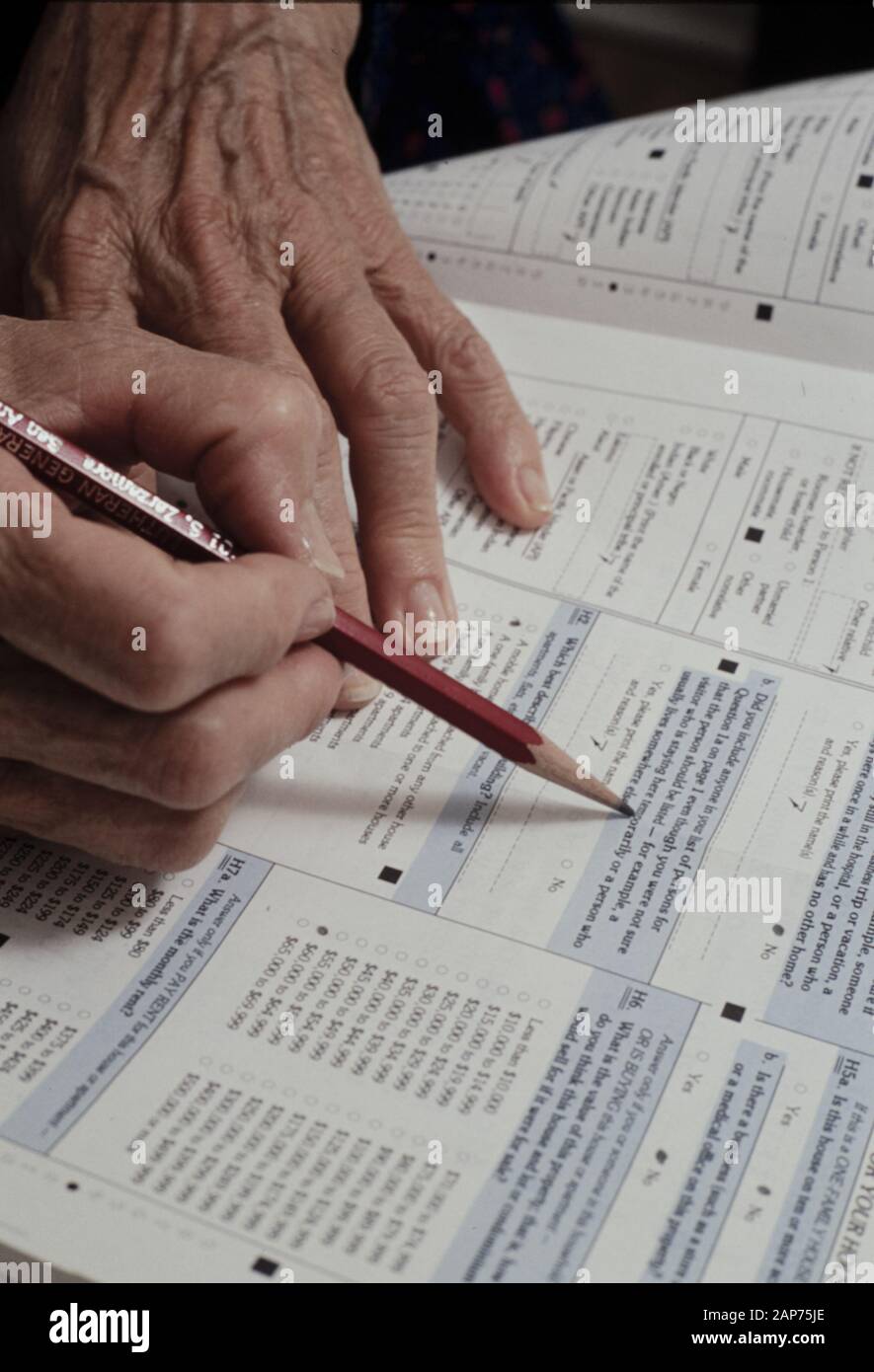 Austin, Texas, USA. 1st Mar, 1990. U.S. citizens in San Antonio, Texas ...