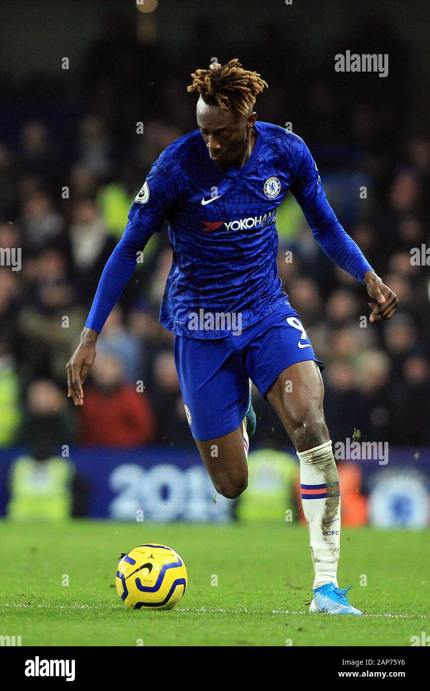 Tammy abraham chelsea 2020 hi-res stock photography and images - Alamy