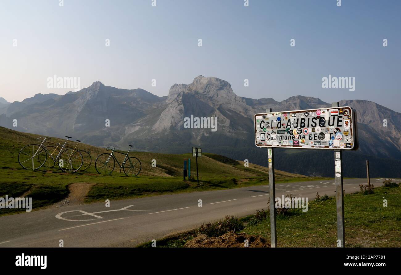 Col daubisque hi-res stock photography and images - Alamy