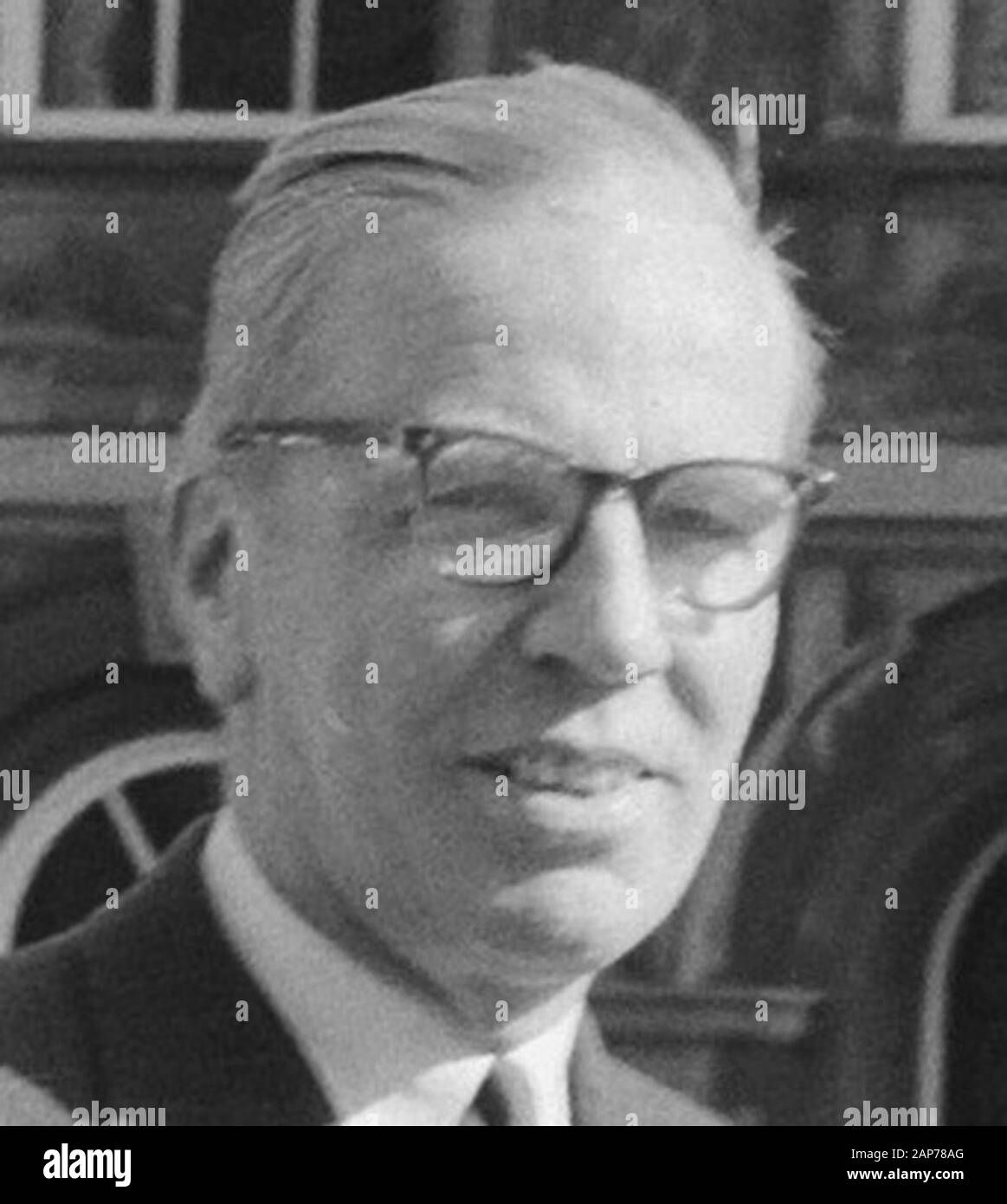 Candidate for minister hi-res stock photography and images - Alamy