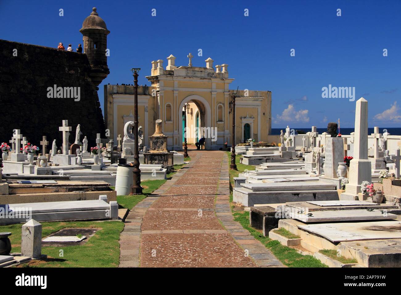The historic and famous Santa Maria Magdalena de Pazzis Cemetery is a ...