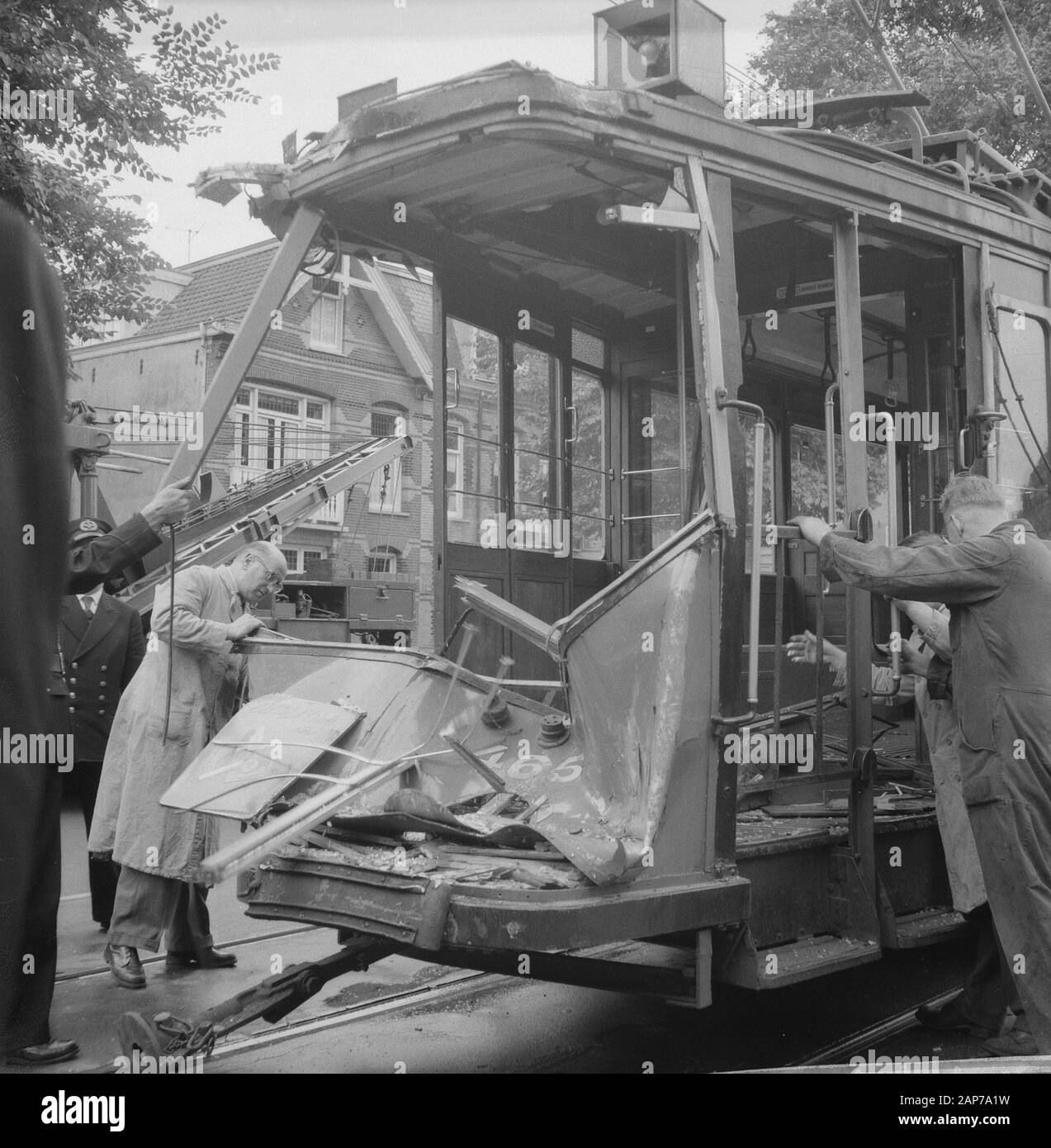 Damaged car scene on Black and White Stock Photos & Images - Alamy