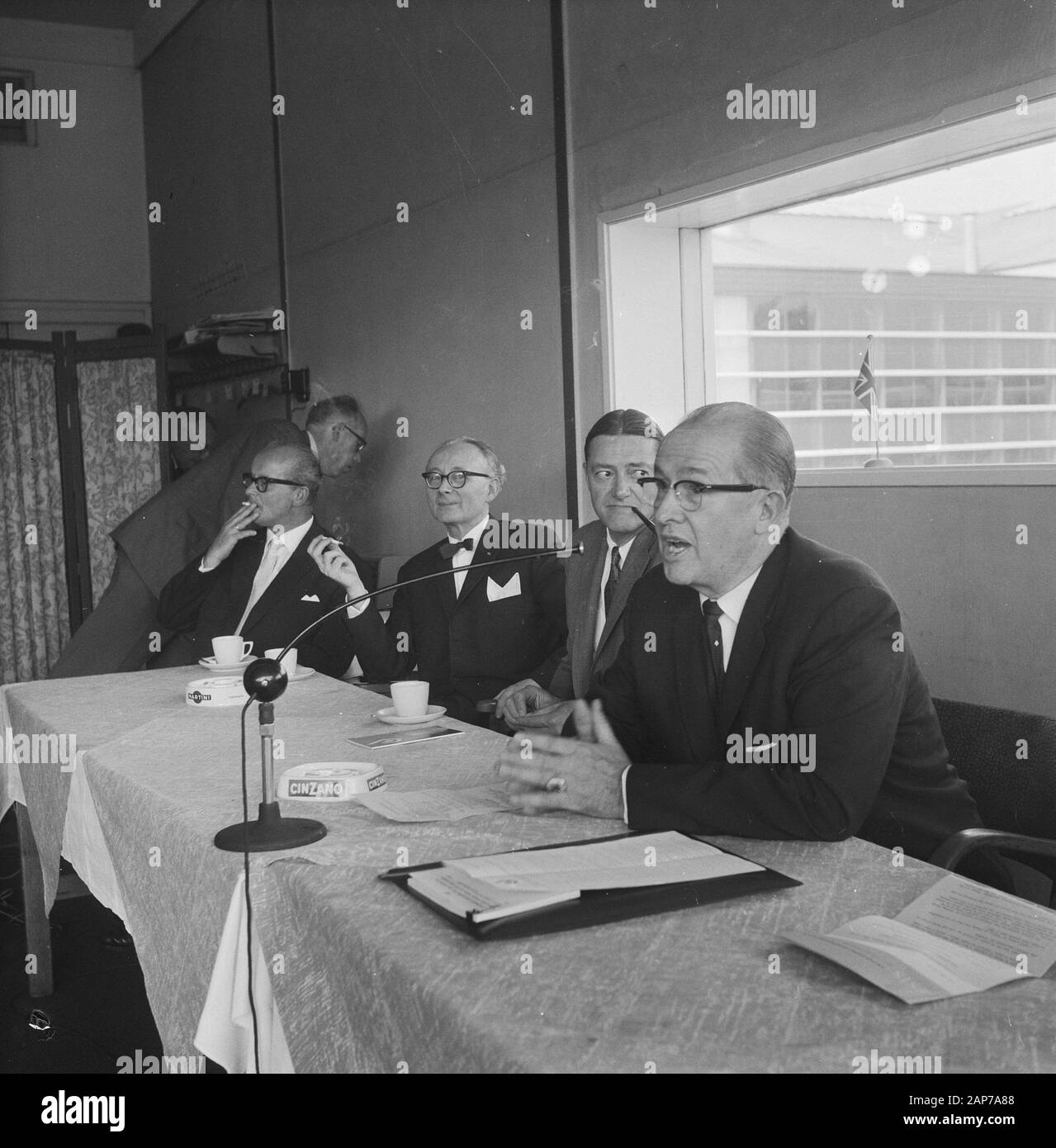 Philip benson Black and White Stock Photos & Images - Alamy