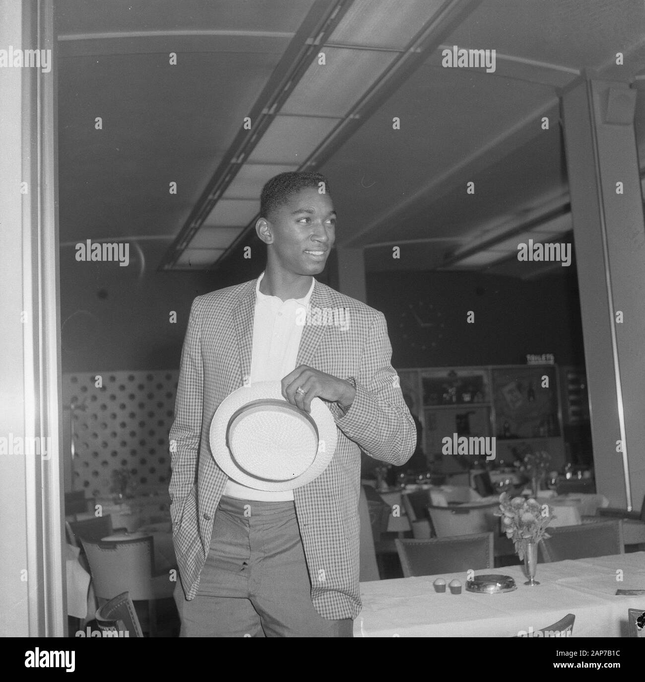 John thomas poses hi-res stock photography and images - Alamy