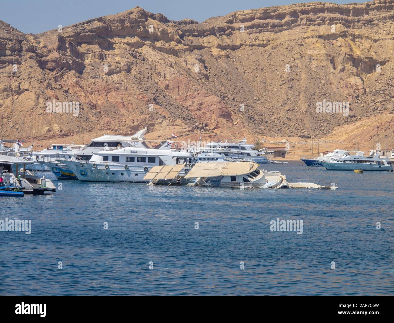 Scruffy boat hi-res stock photography and images - Alamy