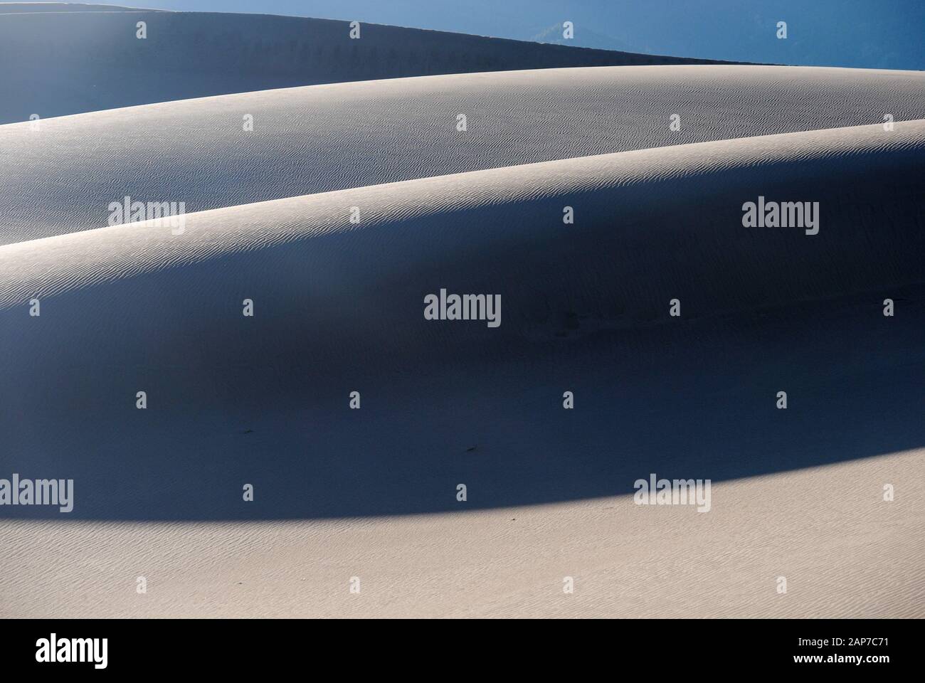 Light and dark in sand dunes Stock Photo - Alamy