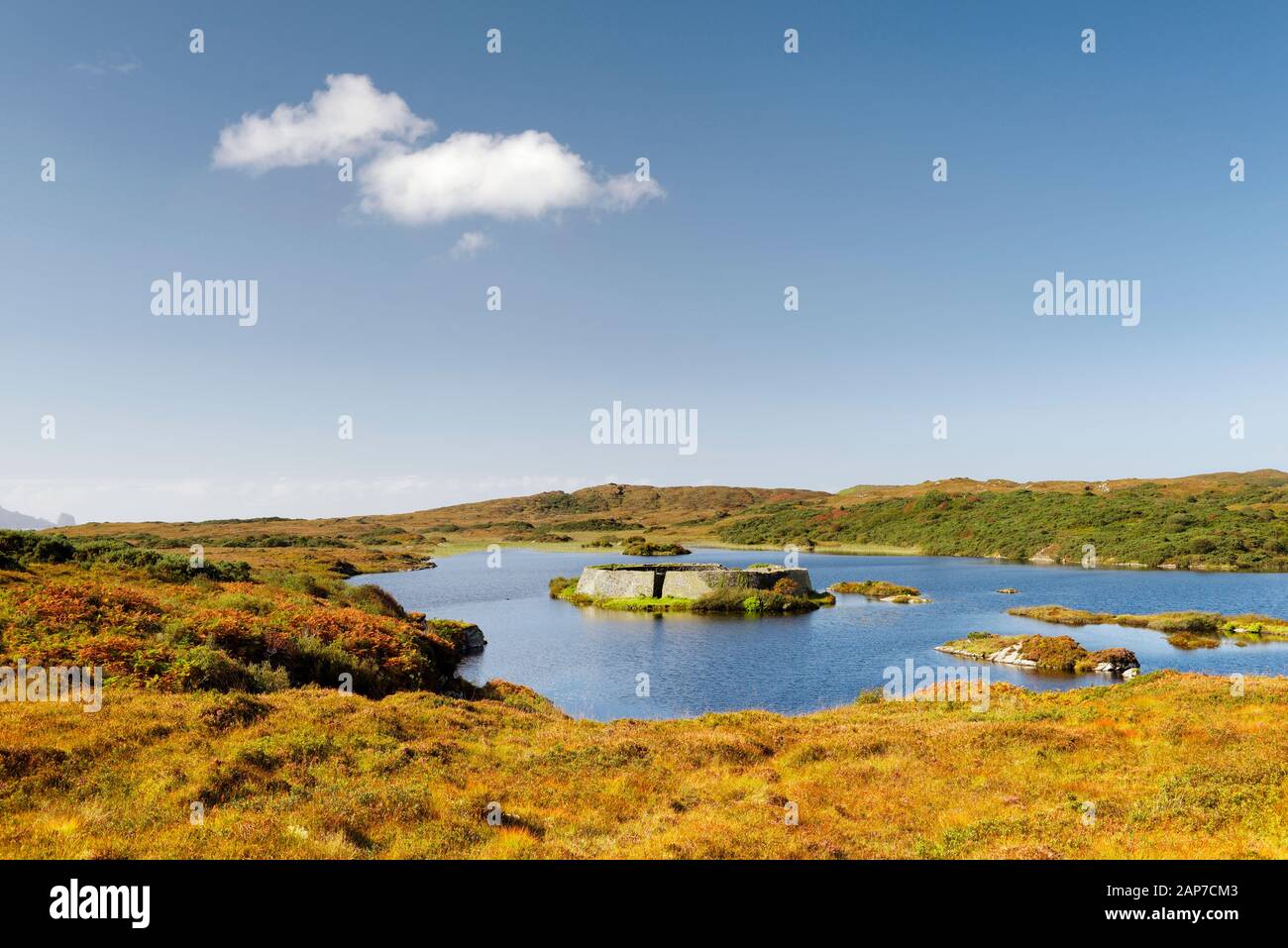 Donegal lake hi-res stock photography and images - Alamy