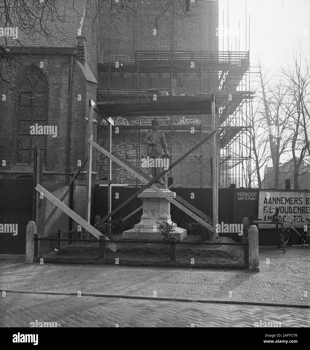 Historic building tower under Black and White Stock Photos & Images - Alamy