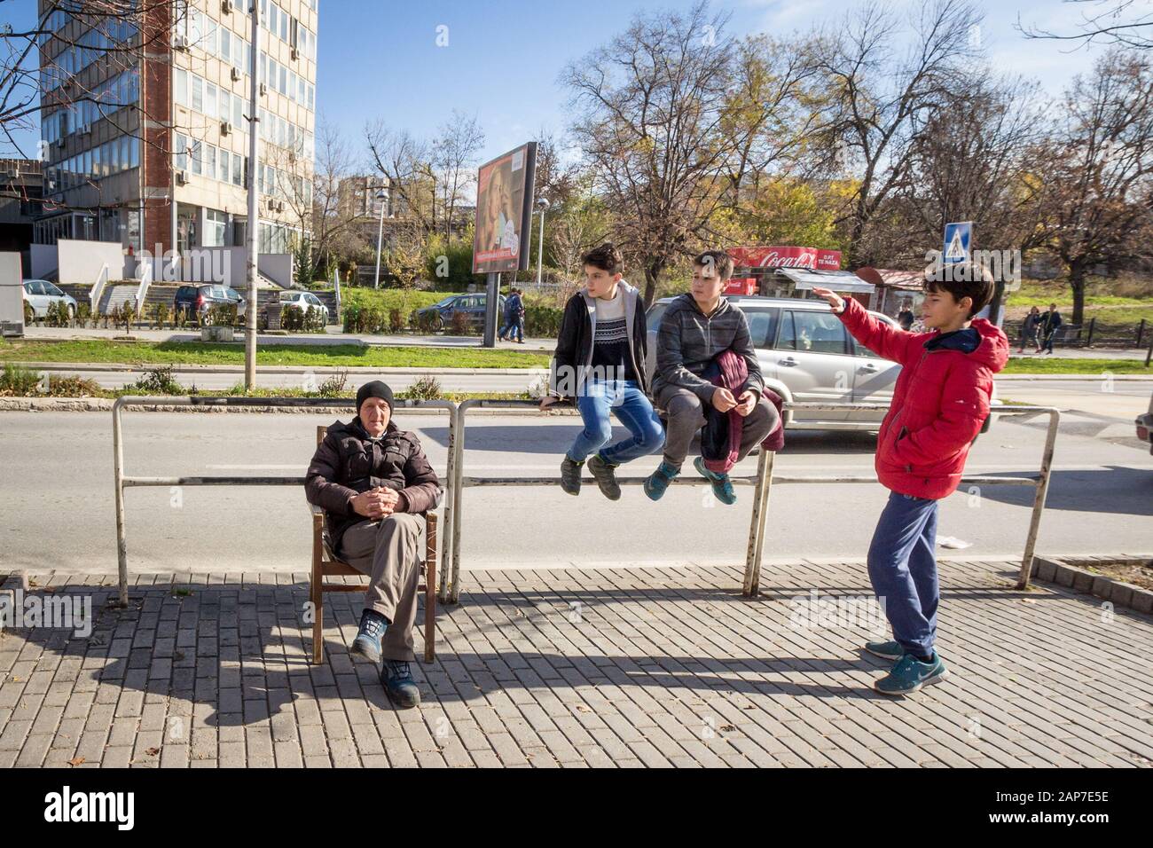 Kosovo man hi-res stock photography and images - Alamy