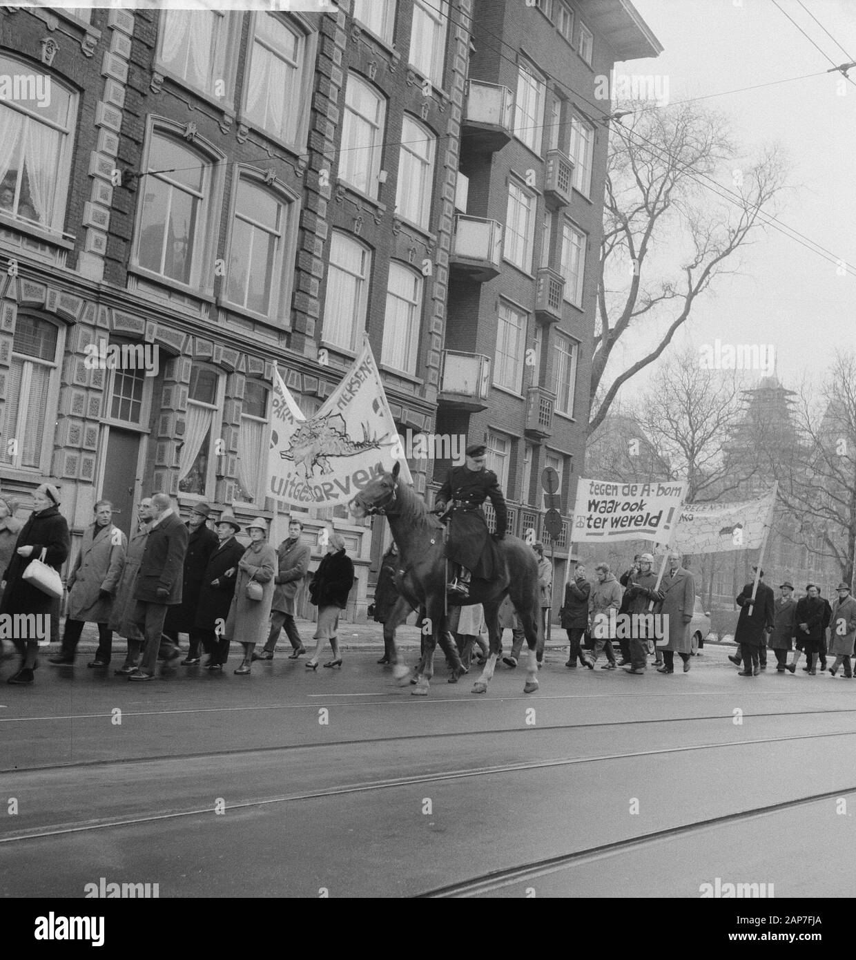 Anti police protests Black and White Stock Photos & Images - Alamy