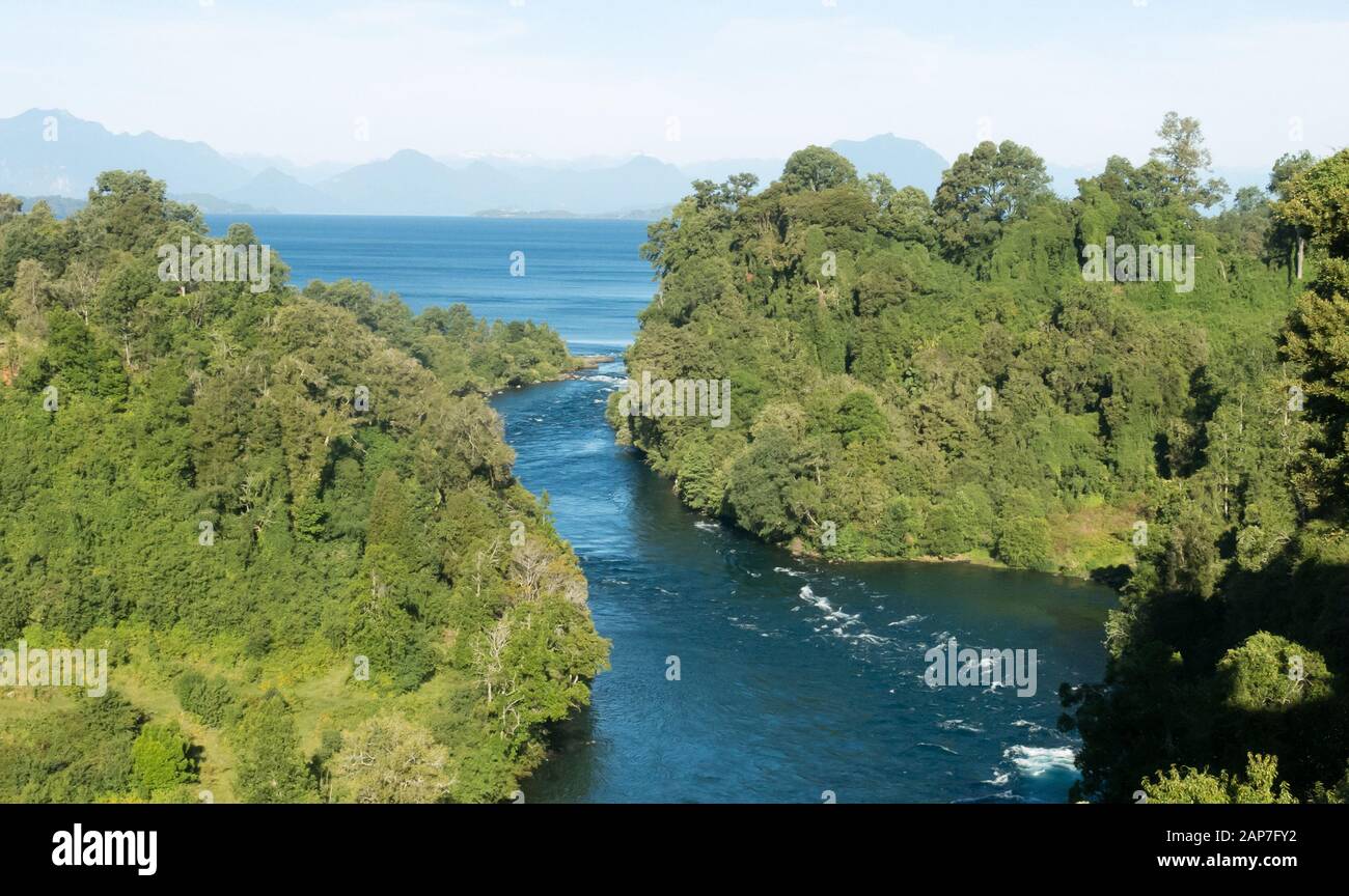 Rio bueno river hi-res stock photography and images - Alamy