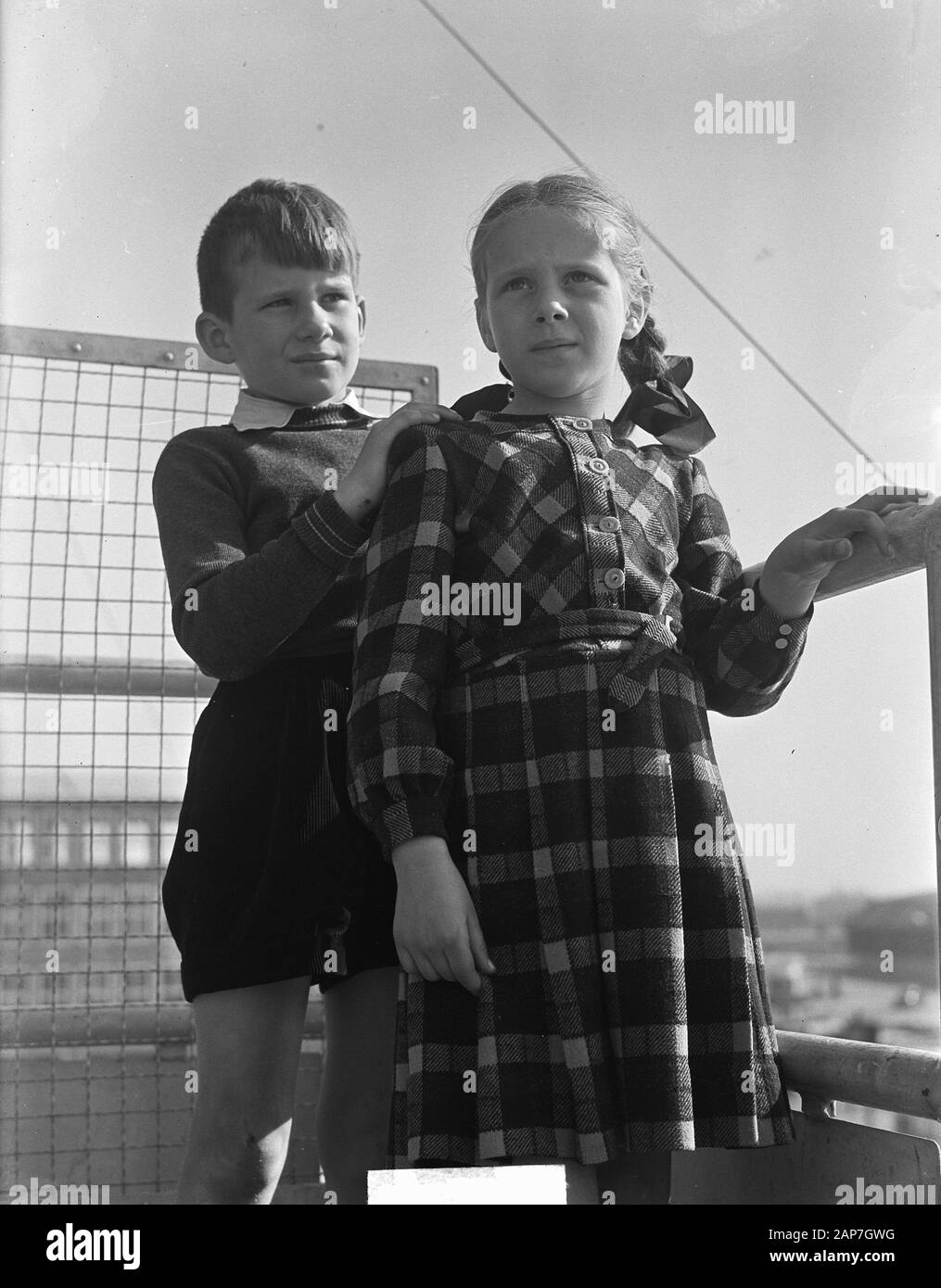 Arrival Ds. Jansen at Schiphol Airport. Children of Mr. Smulders Date ...