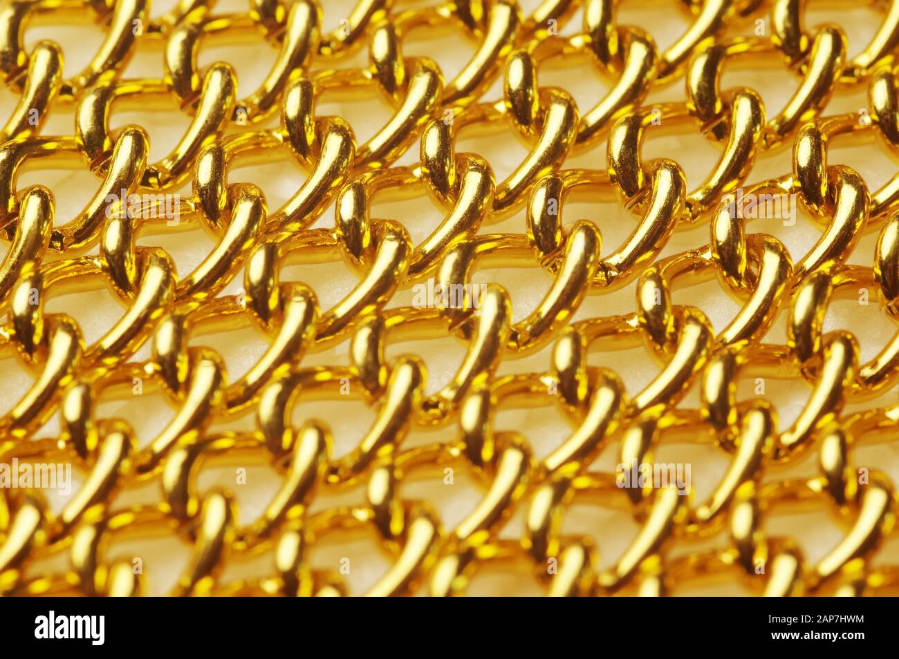 Golden link hi-res stock photography and images - Alamy