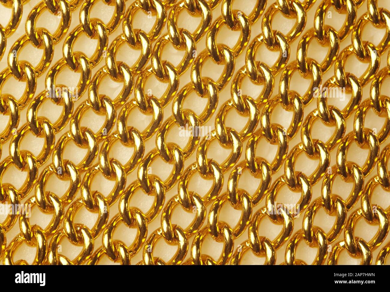 Decorative link chain hi-res stock photography and images - Alamy