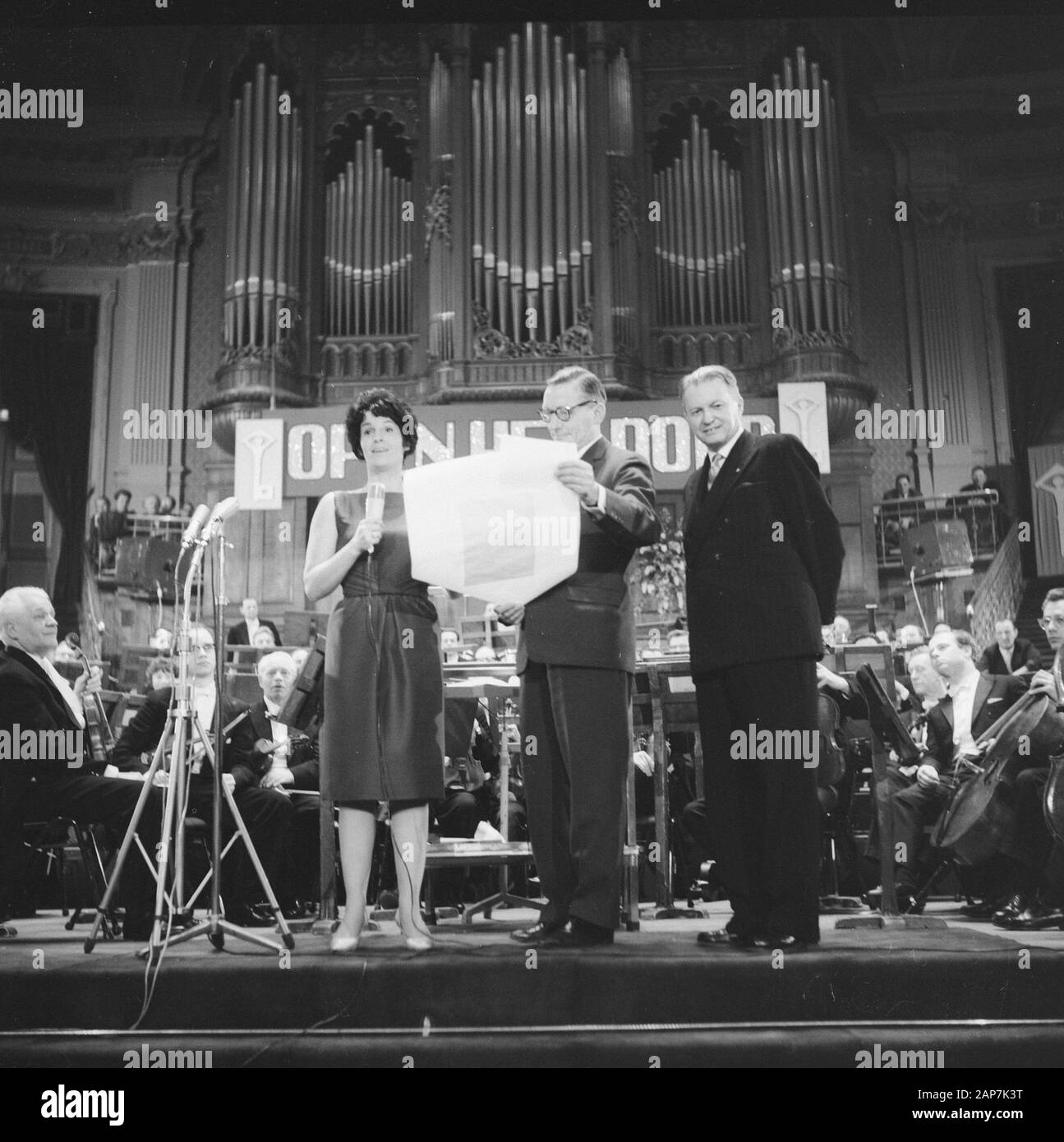 Total amount Black and White Stock Photos & Images - Alamy