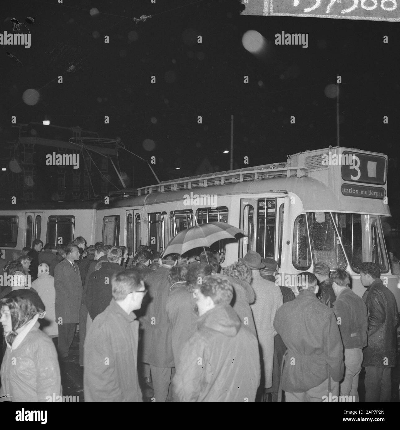 Nzh bus hi-res stock photography and images - Alamy