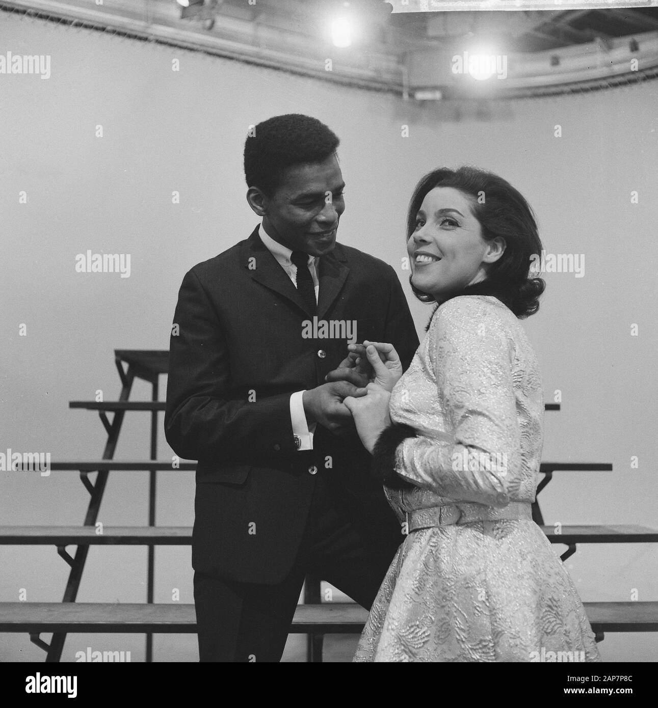 Vara tv broadcast december 1 Black and White Stock Photos & Images - Alamy