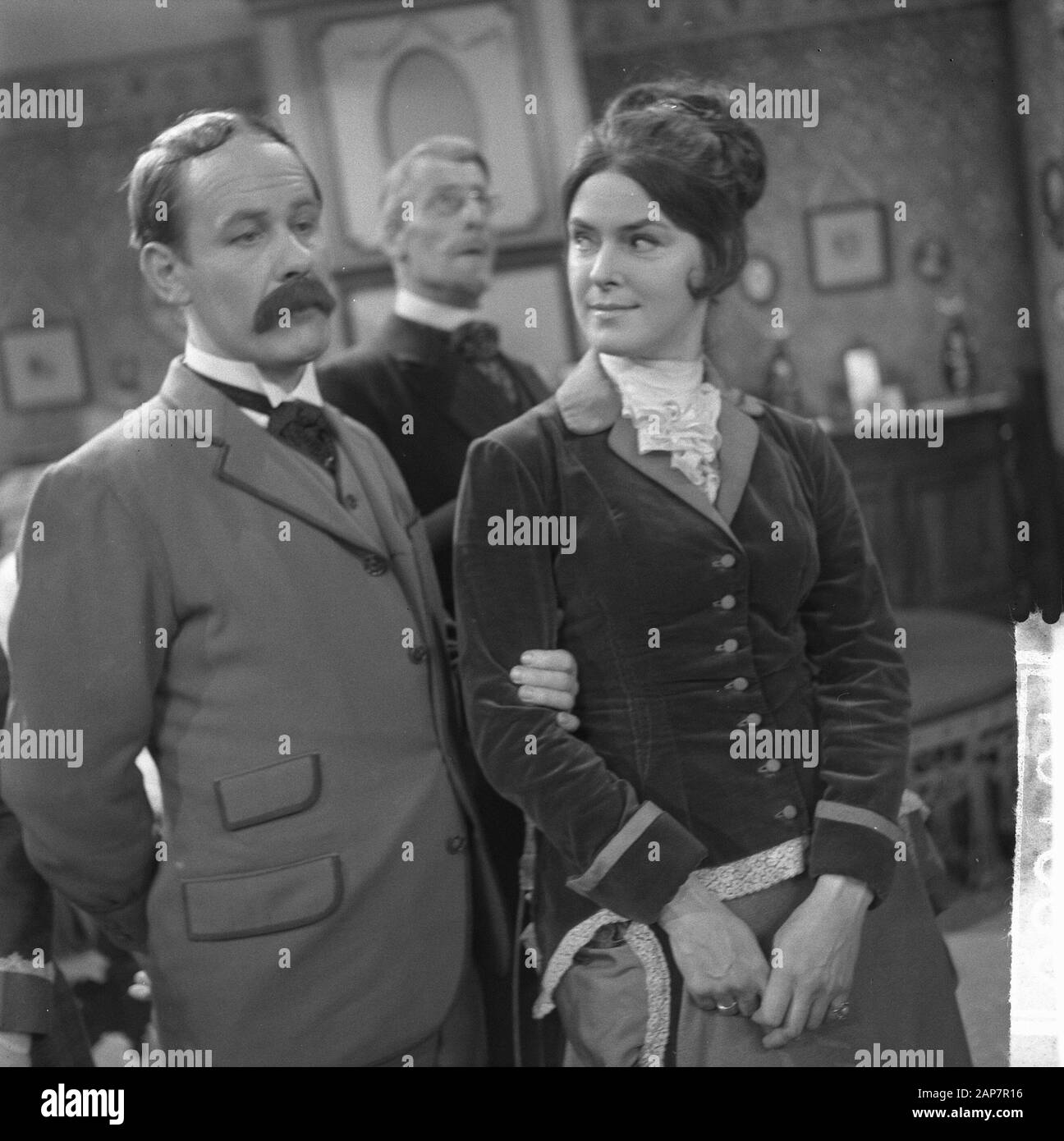 Avro television. “Hotel Paradise. “ Ina van Faassen, Pieter Lutz, Frits ...