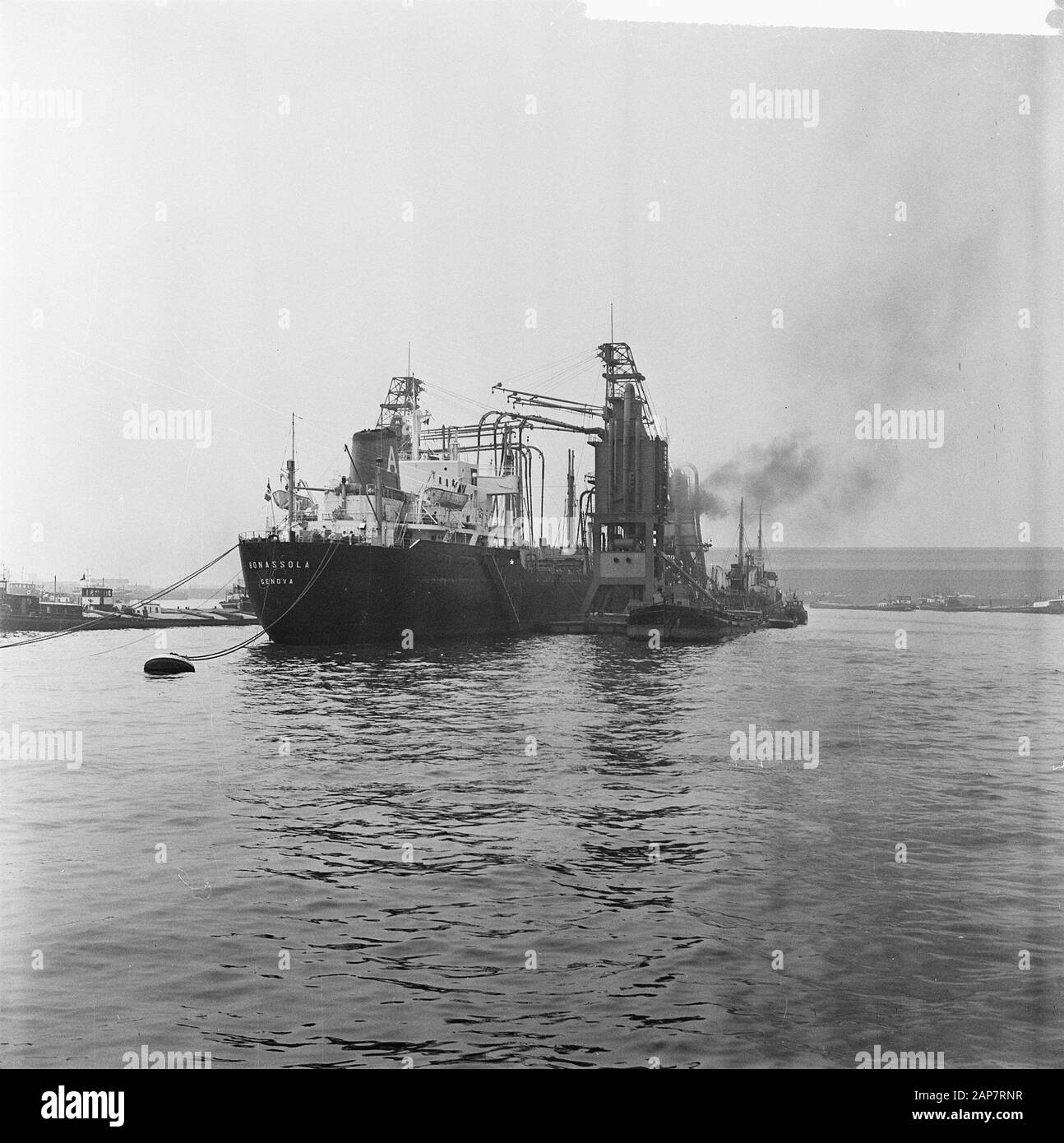 1964 port of rotterdam hi-res stock photography and images - Alamy