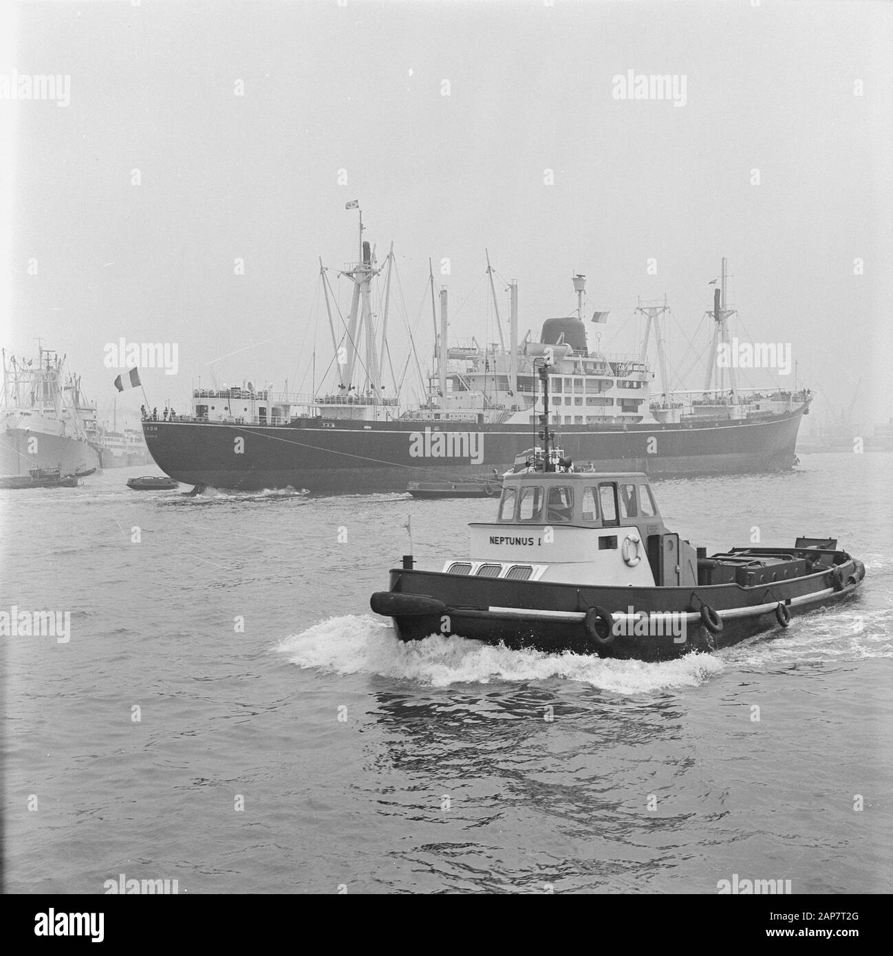 1964 port of rotterdam hi-res stock photography and images - Alamy