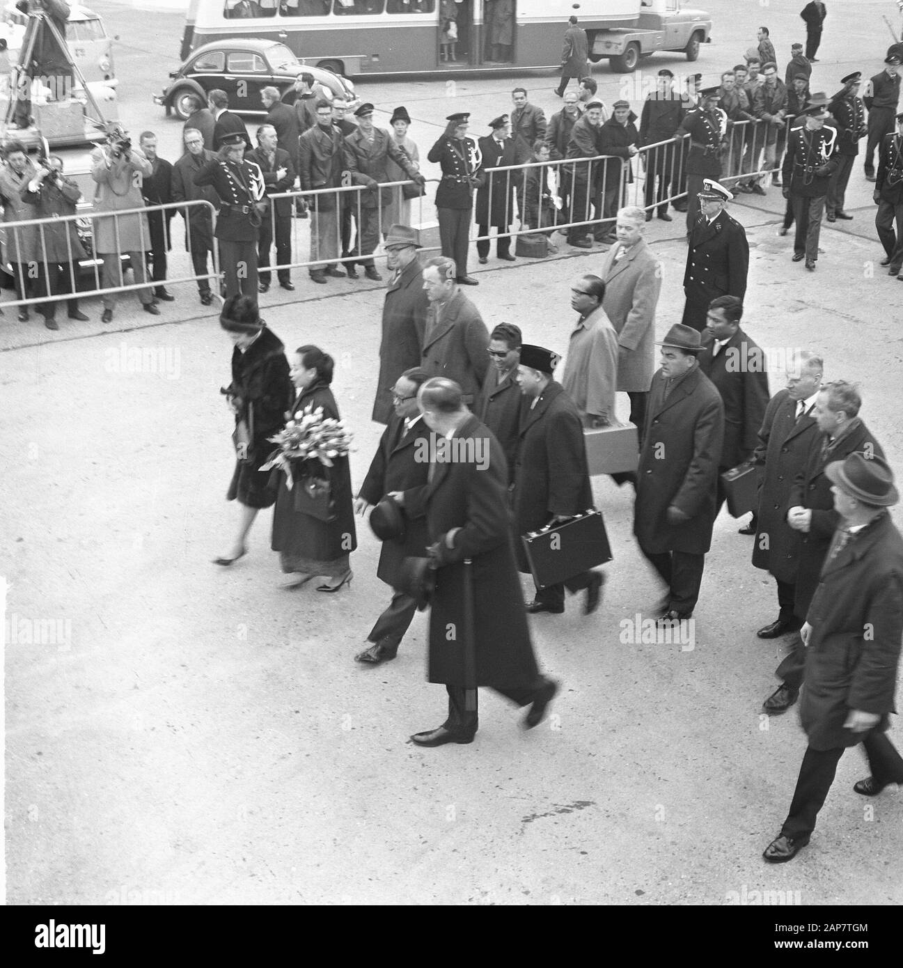 Arrival indonesian delegation hi-res stock photography and images - Alamy