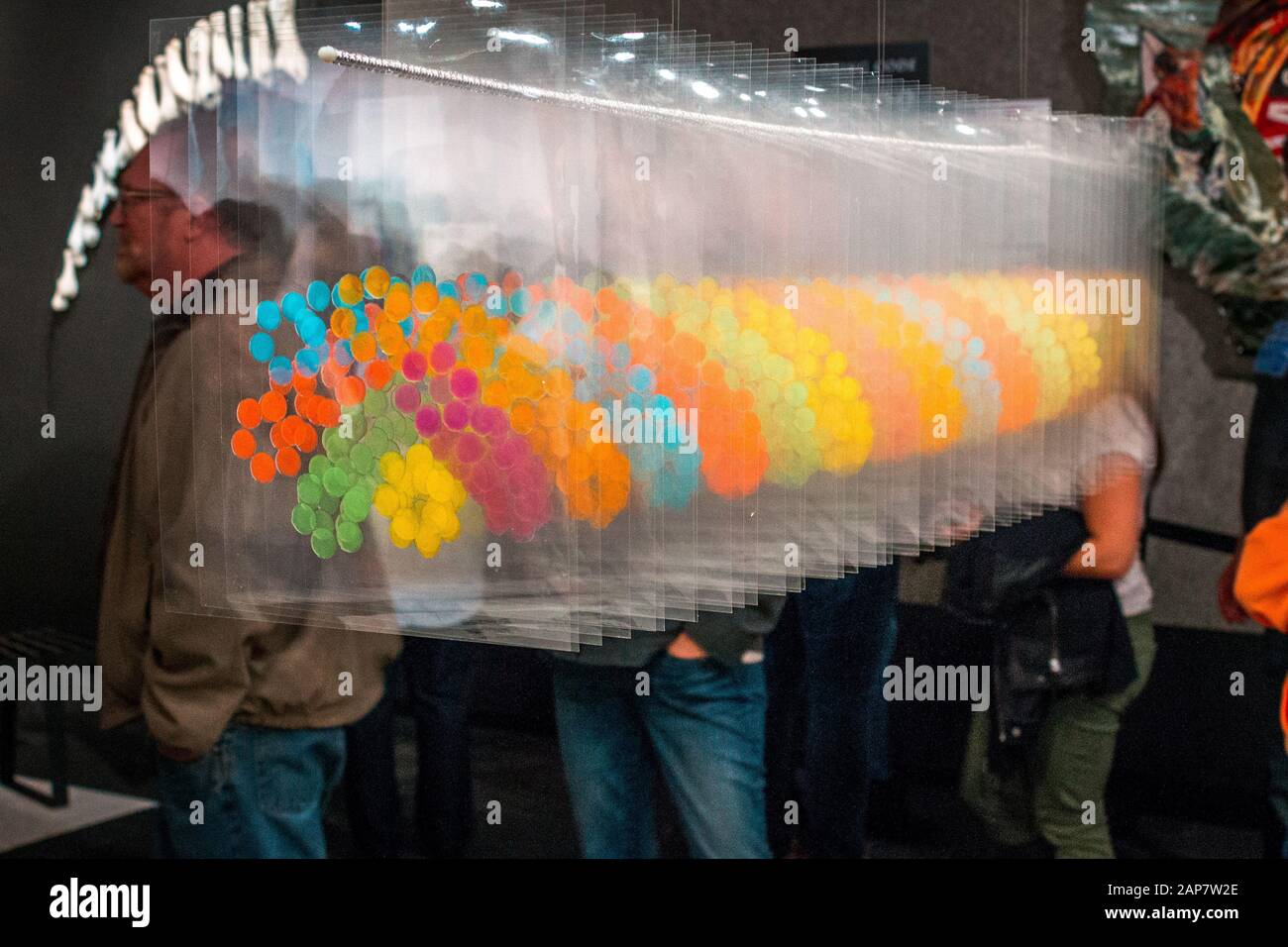 Three dimensional art using multiple transparent panels on display ...