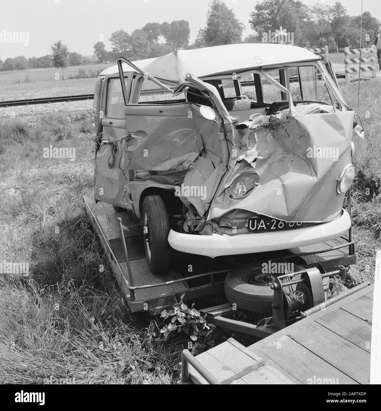 Train collided Black and White Stock Photos & Images - Alamy