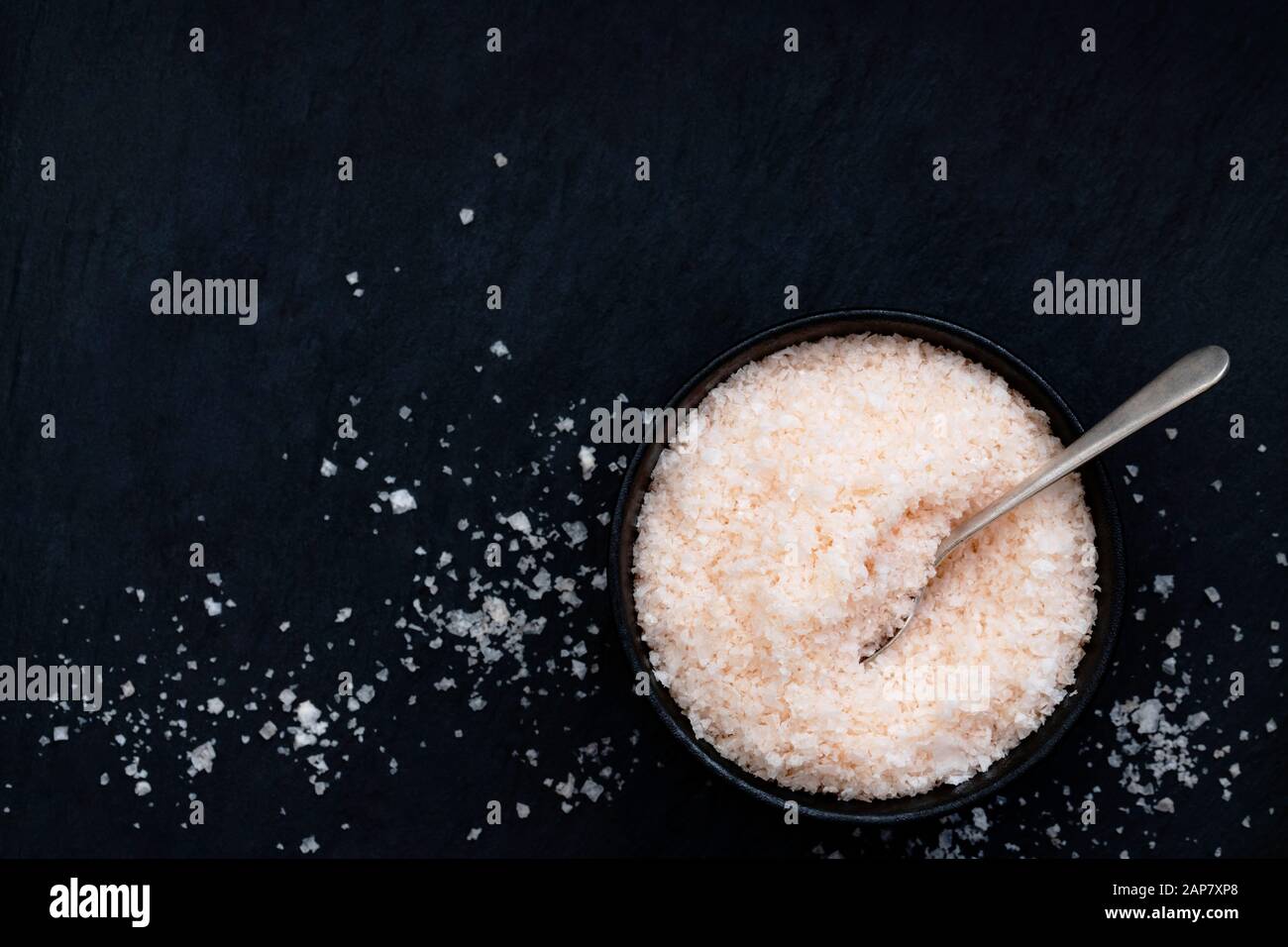 Coarse salt flakes hi-res stock photography and images - Alamy