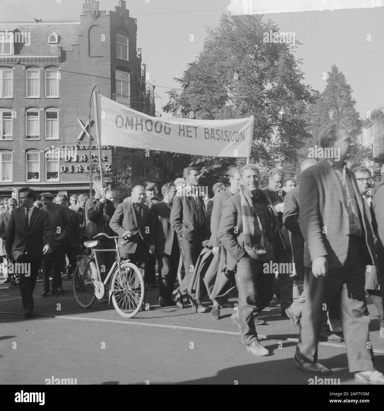 30 september 1964 hi-res stock photography and images - Alamy