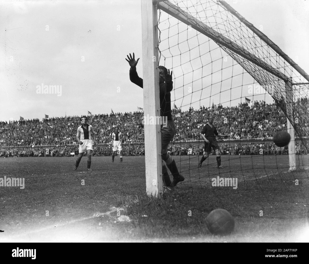 Haarlem football team hi-res stock photography and images - Alamy