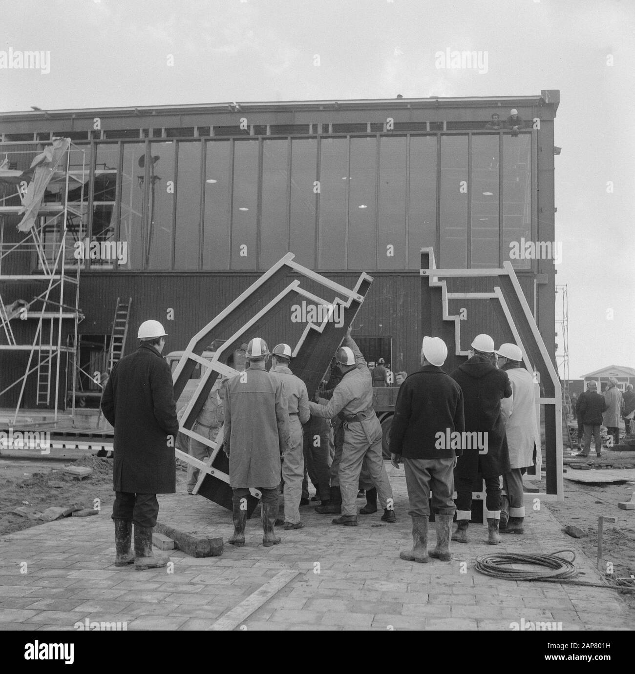 Dutch construction method hi-res stock photography and images - Alamy