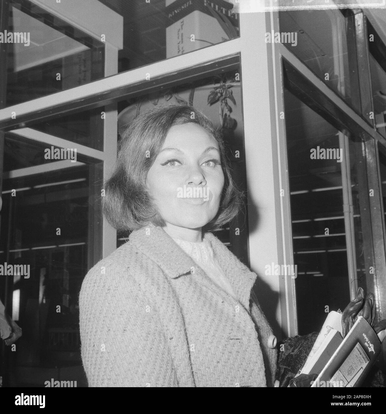 Singer cleo laine hi-res stock photography and images - Alamy