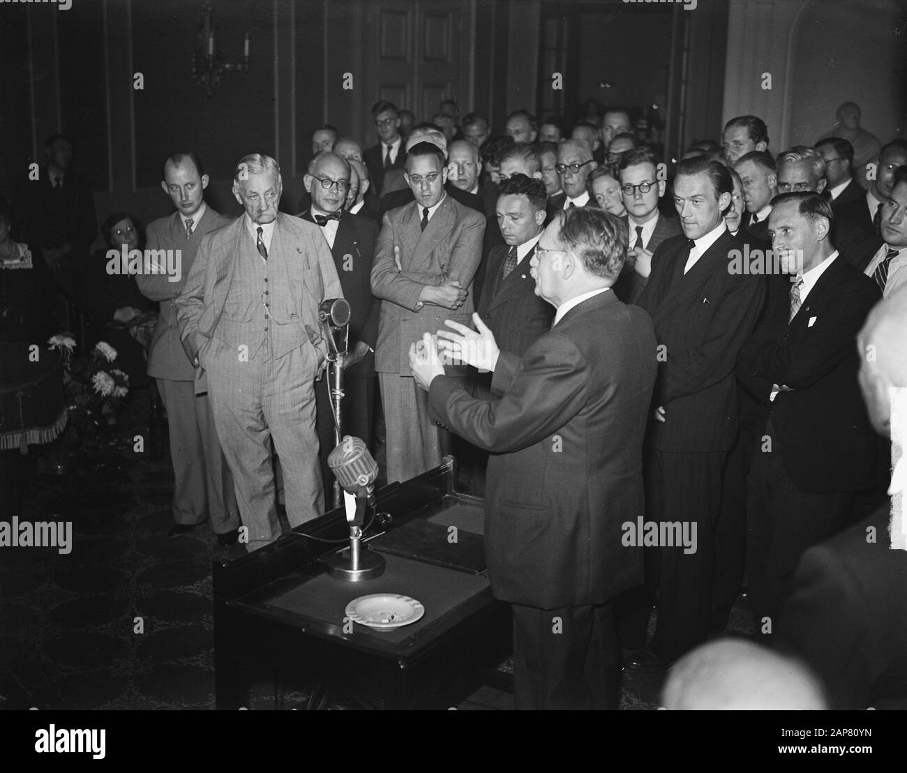 100 years existence chamber stenography hi-res stock photography and ...