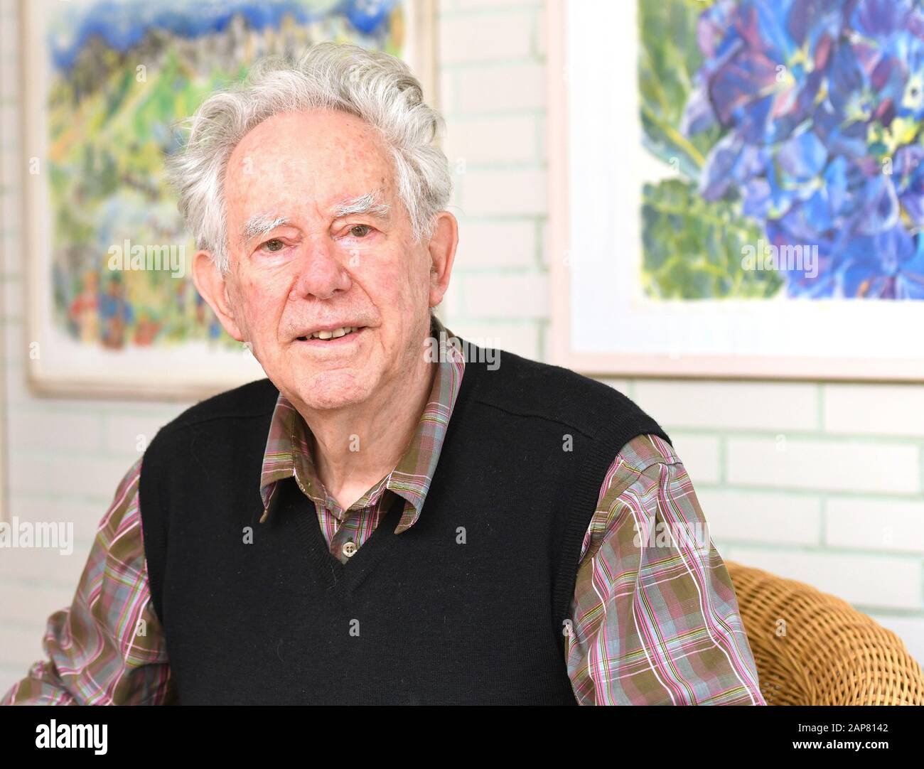 Primary type hi-res stock photography and images - Alamy