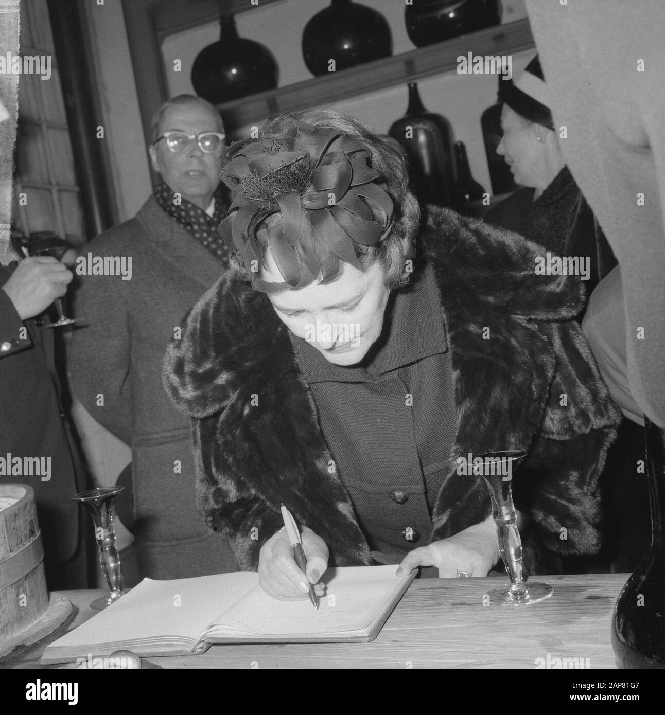 Mayor Van Hall and His Excellency Sir Peter Garran (British Ambassador ...