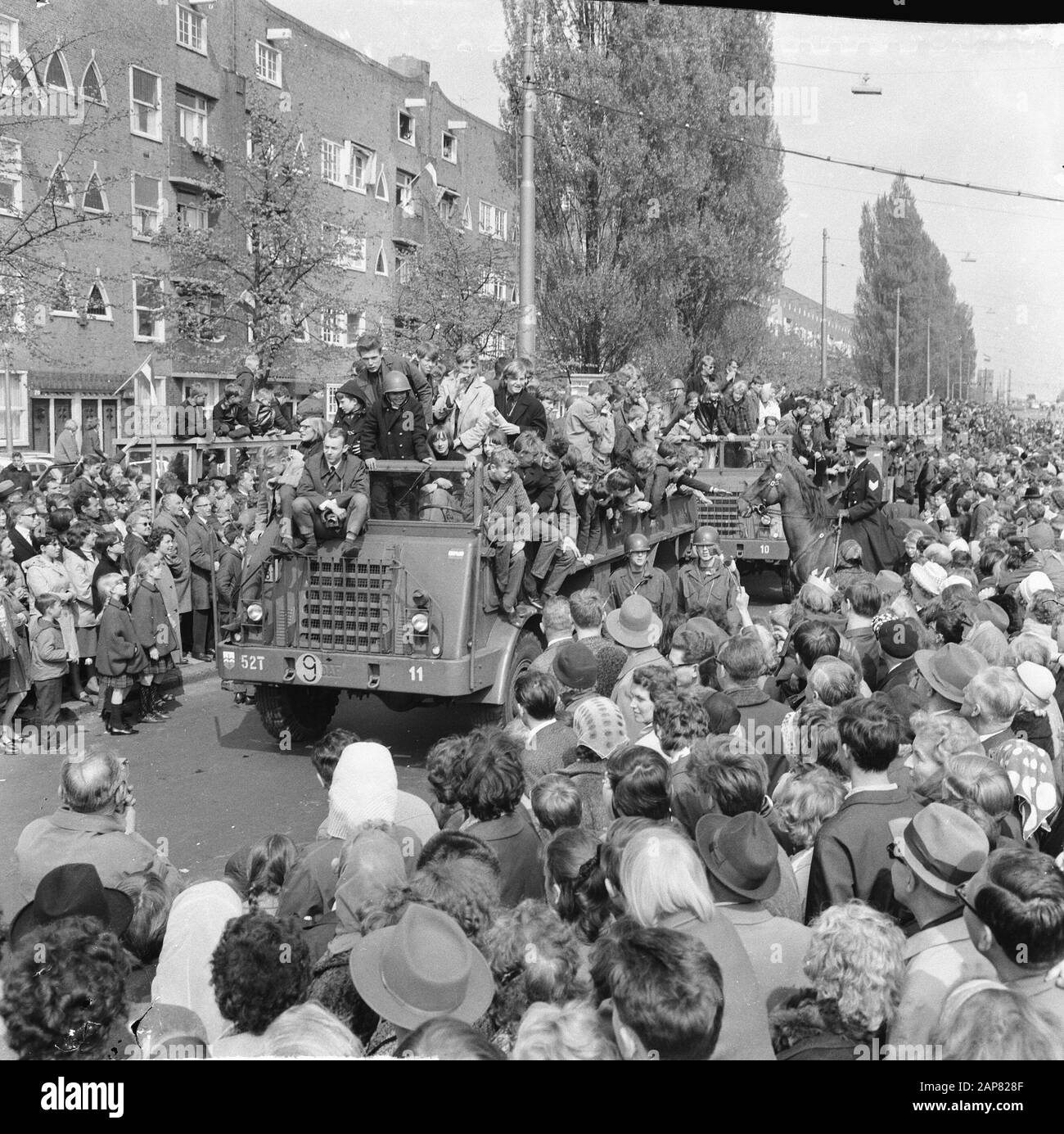 Liberation day, the liberation army as it entered 20 years ago from the ...