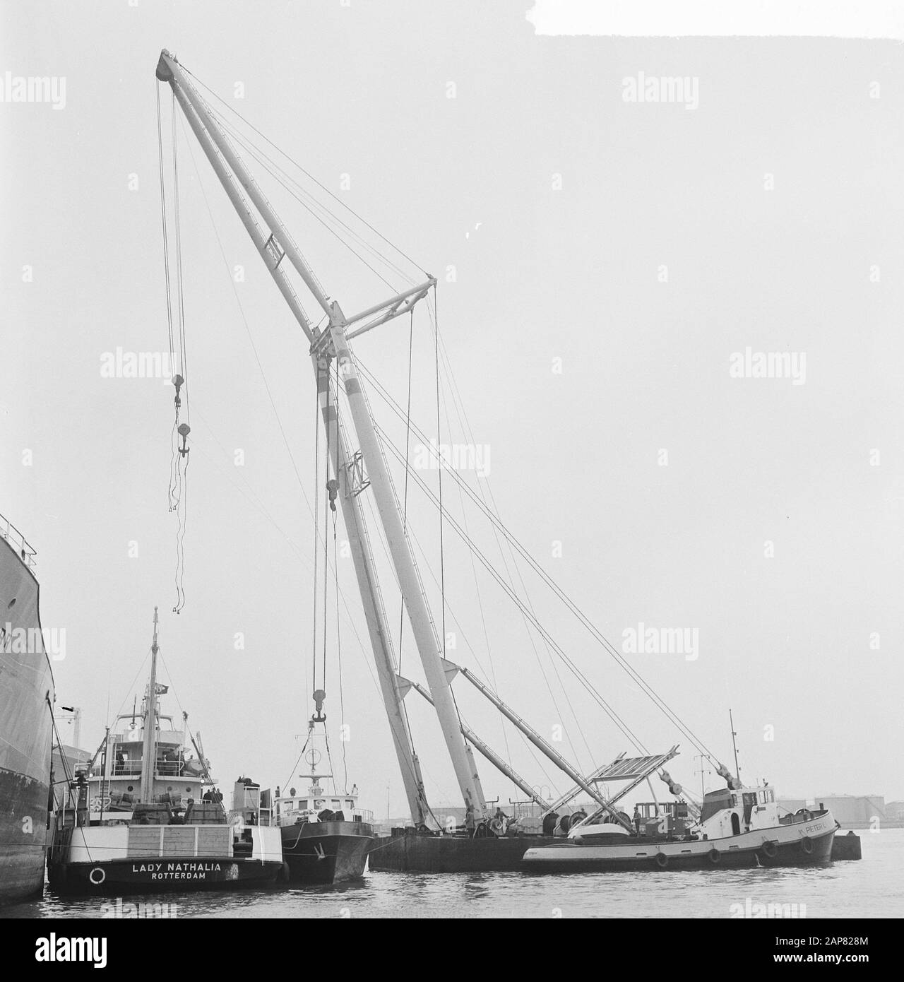 Heavy worksite Black and White Stock Photos & Images - Alamy